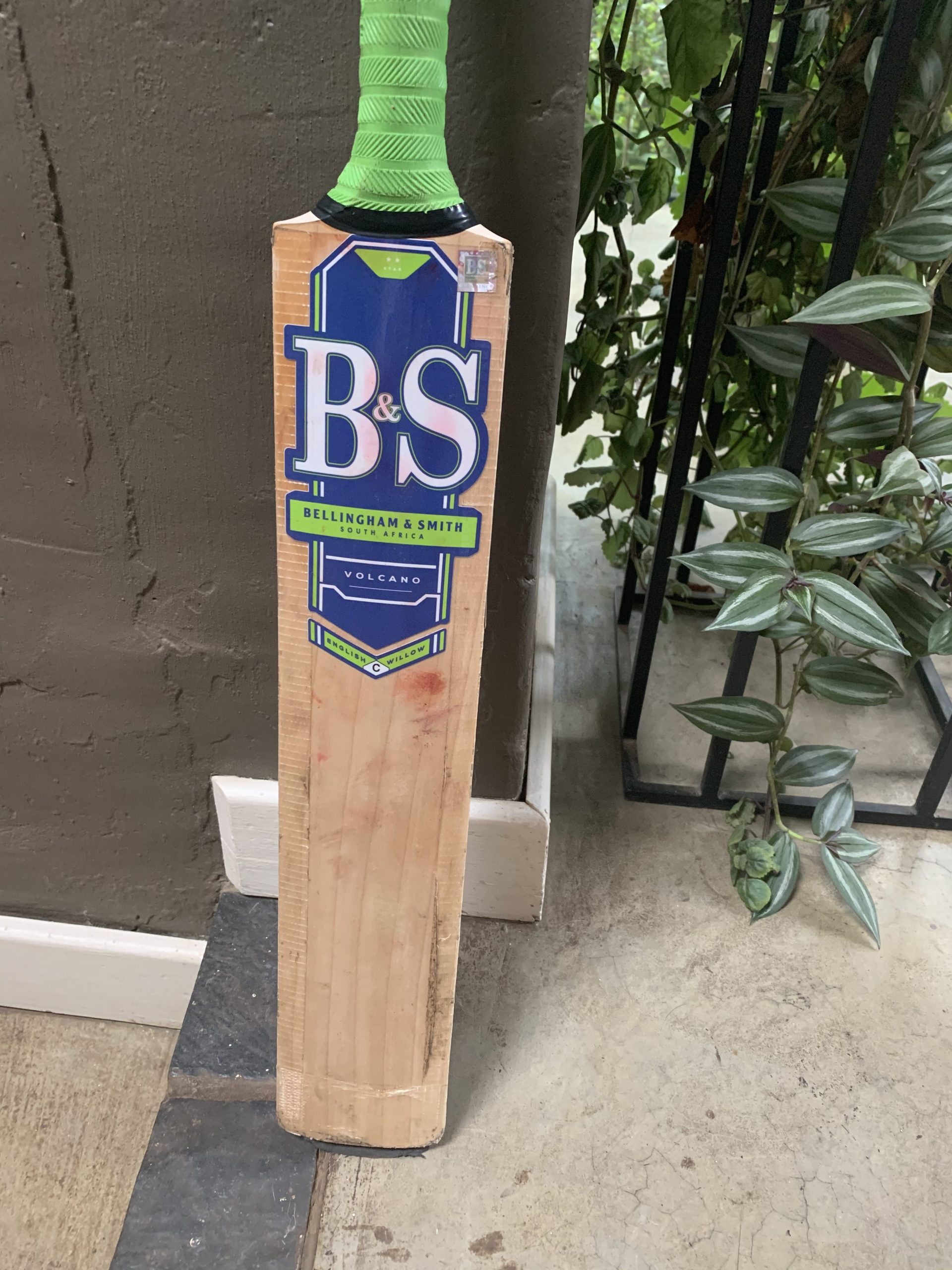 Bellingham and Smith - Volcano cricket bat - Raqet
